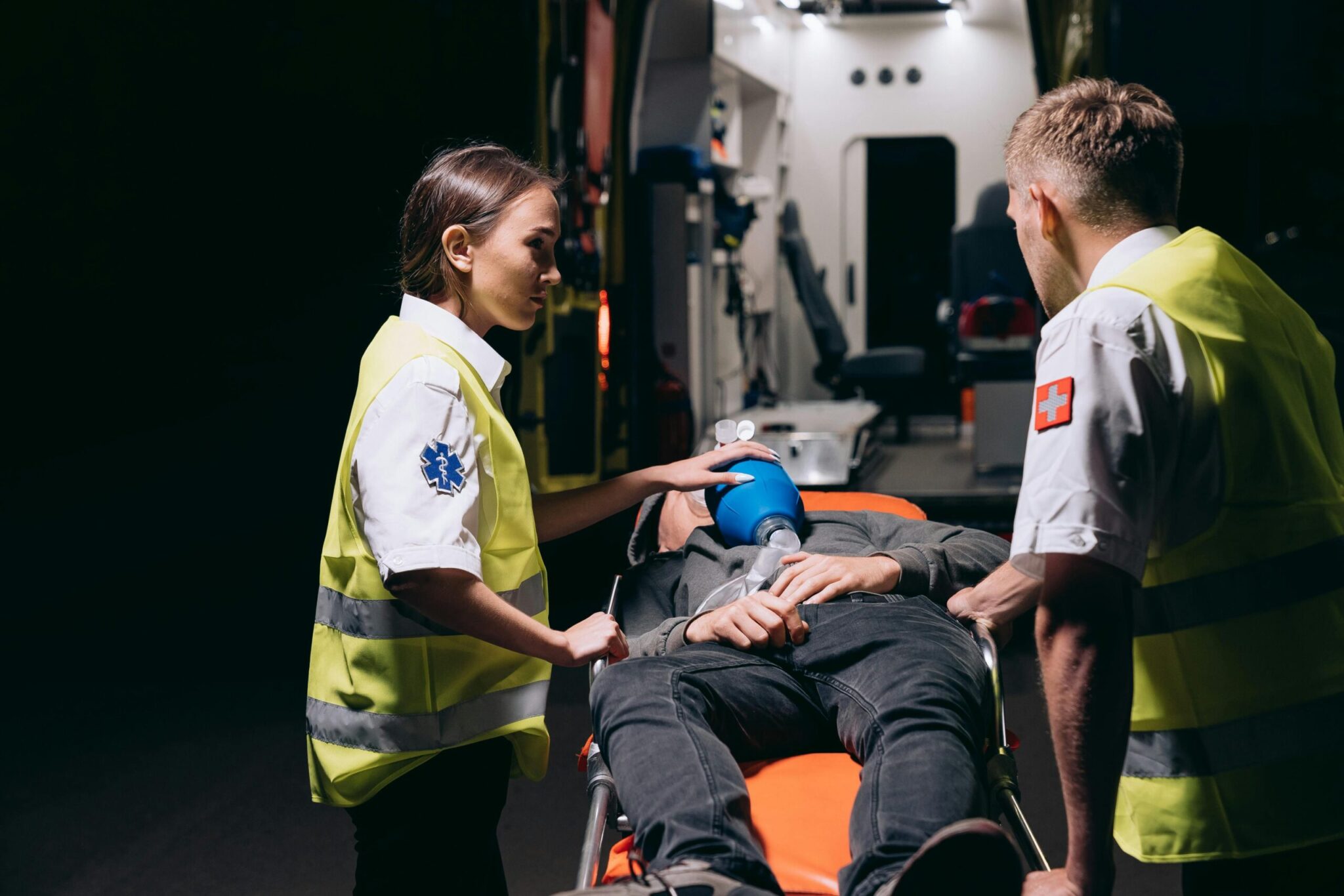 Ground Transport vs. Air Ambulance - Travel Care Air